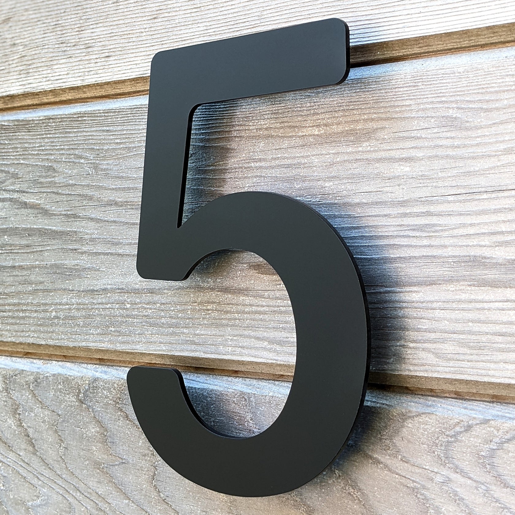 Modern Black House Numbers 20cm - Acrylic Floating – Housenumbers Limited