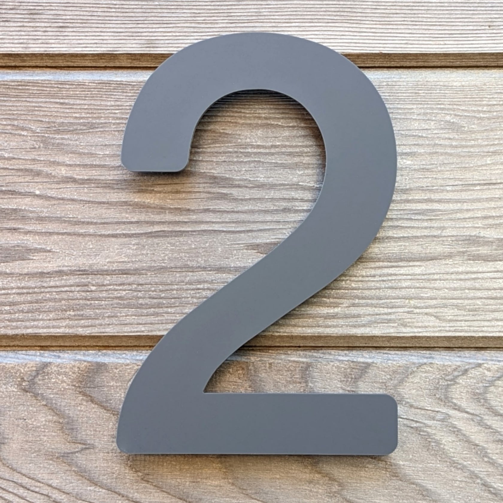 Modern Grey House Numbers 20cm - Acrylic Floating – Housenumbers Limited
